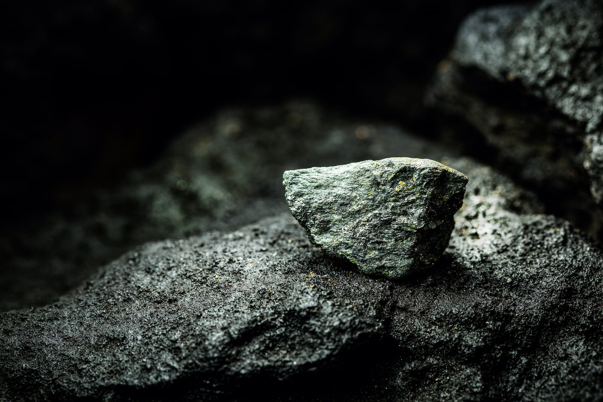 China Limiting Graphite Exports - Import/Export Shipping Company